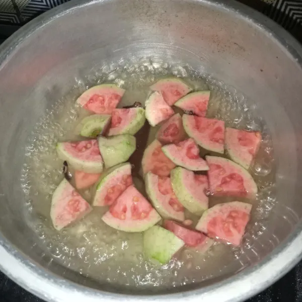 Resep Setup Jambu Biji Sederhana Rumahan Di Yummy App
