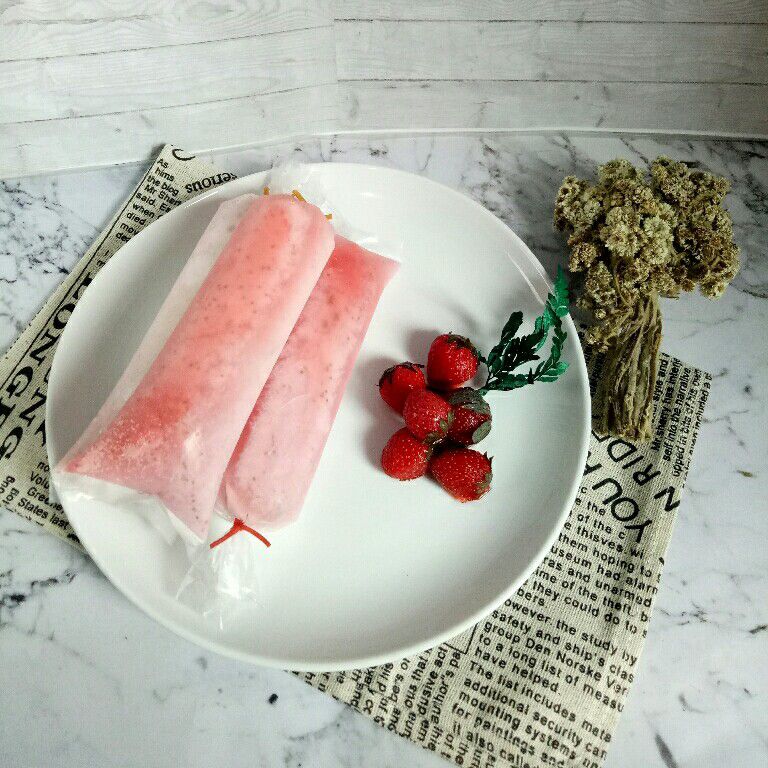 Resep Es Mambo Strawberry Susu Sederhana Rumahan di Yummy App