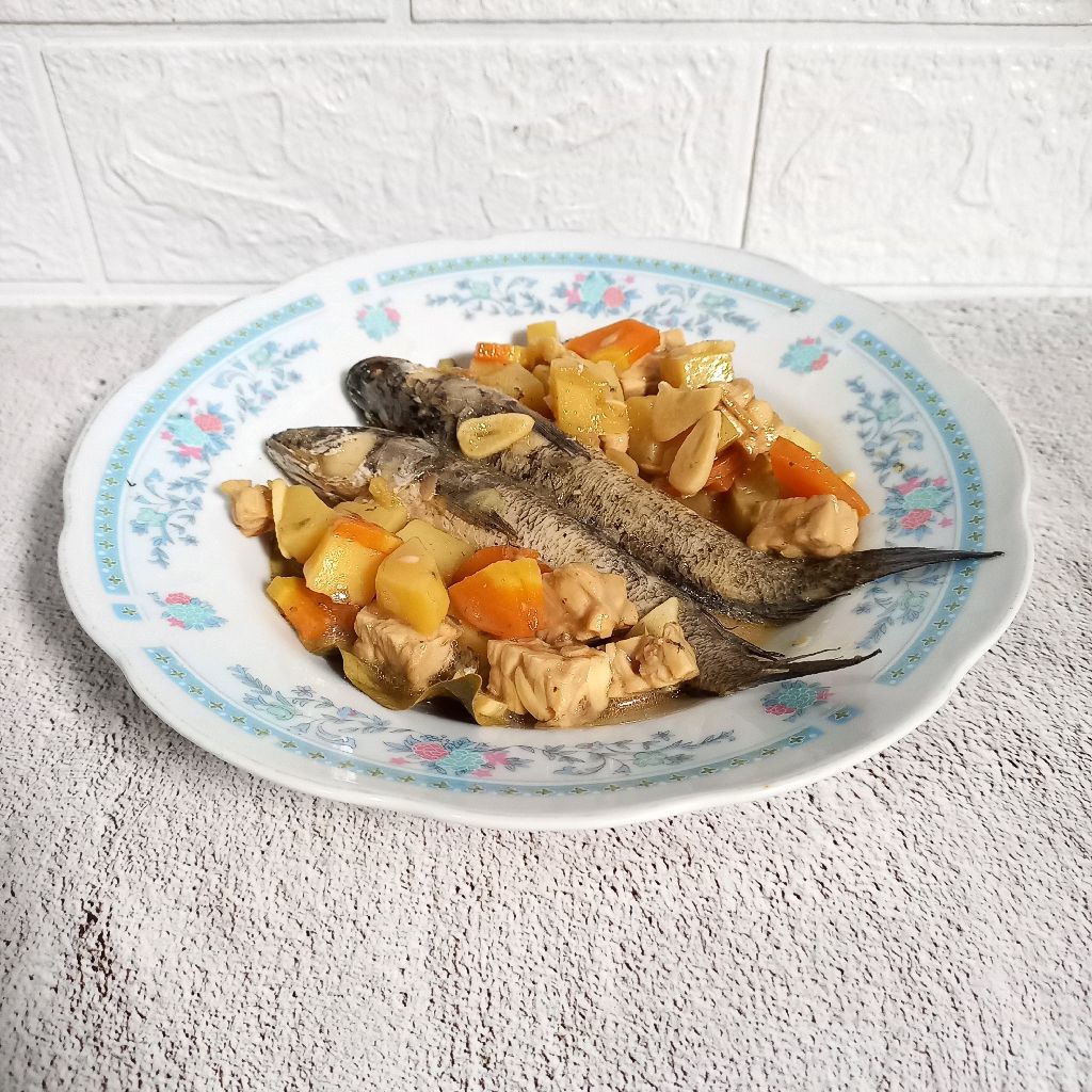 Resep Semur Ikan Kutuk dan Sayur Sederhana Rumahan di Yummy App