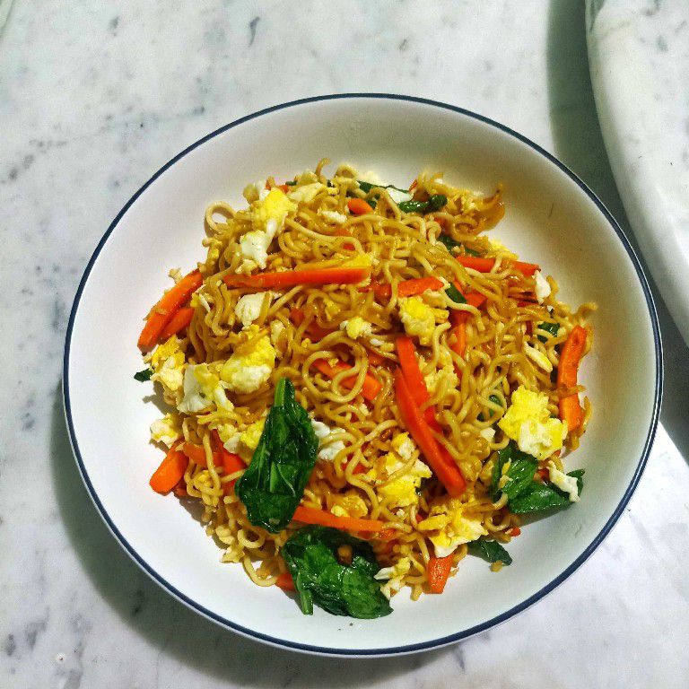 Resep Mie Panjang Umur (siu mie) Sederhana Rumahan di Yummy App