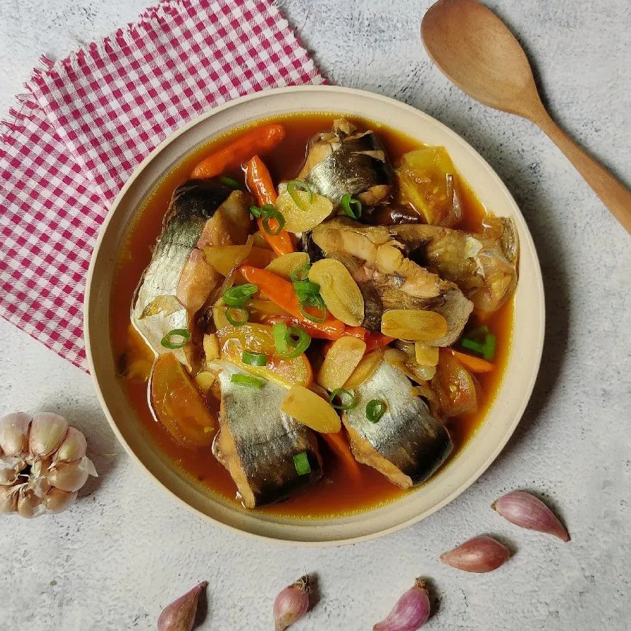 Resep Patin Kuah Kecap Sederhana Rumahan di Yummy App