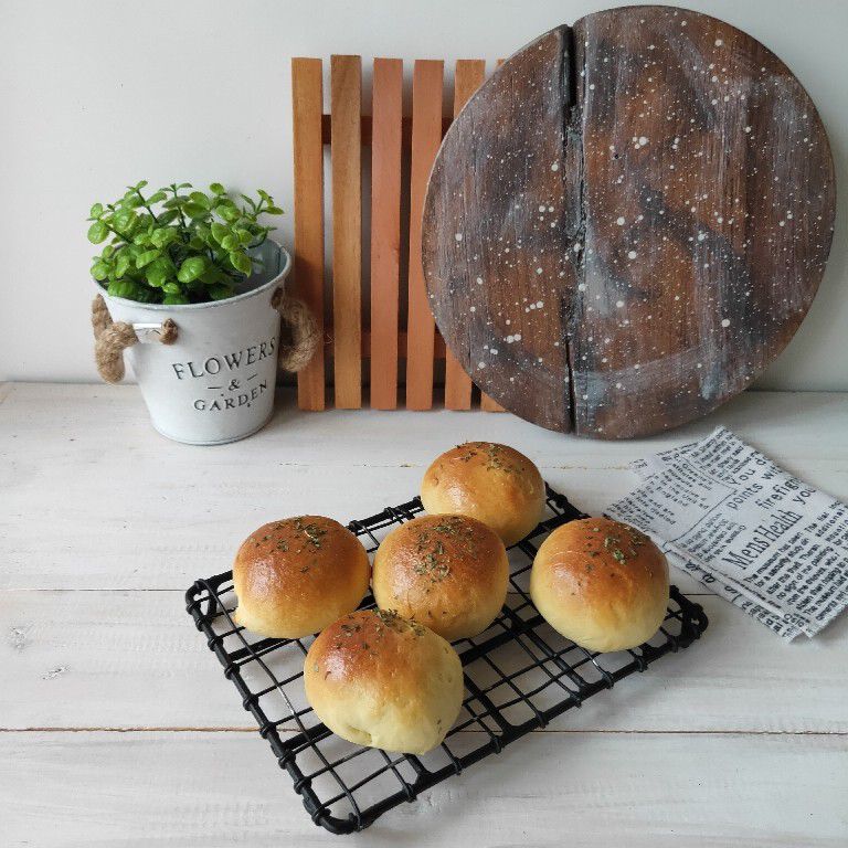 Resep Roti Pisang Keju Coklat Parsley Sederhana Rumahan di Yummy App