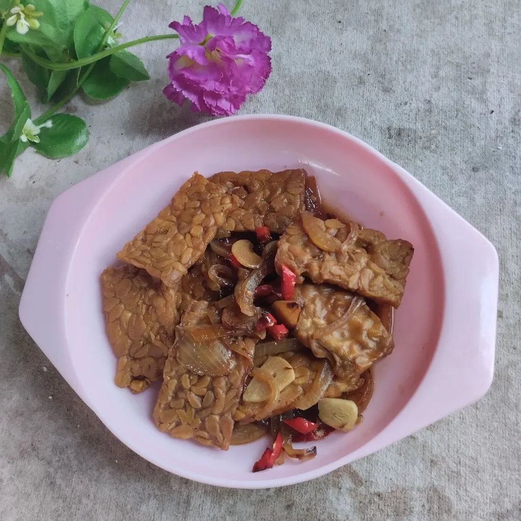 Resep Tempe Kecap Bawang Bombay Sederhana Rumahan Di Yummy App