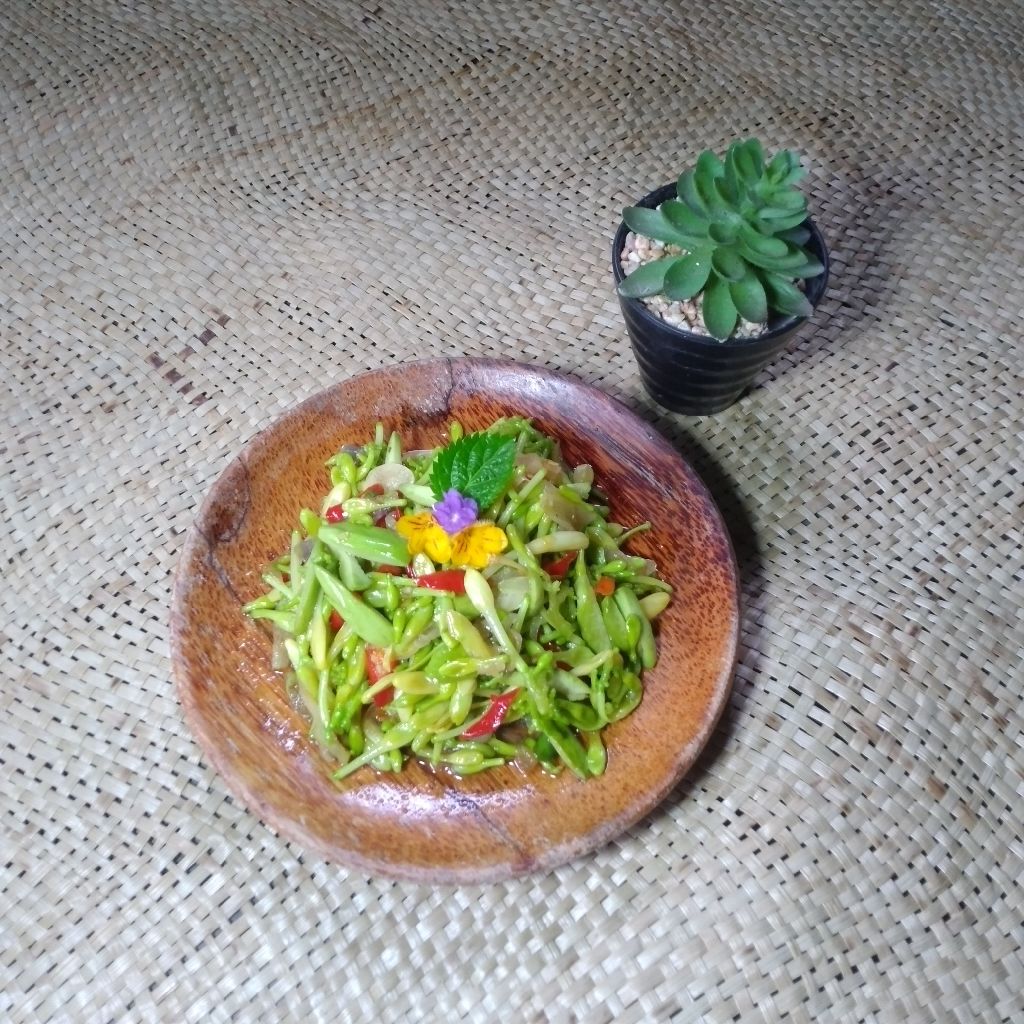 Resep Oseng Bunga Pepaya Pete Sederhana Rumahan di Yummy App