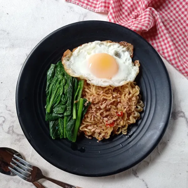 Resep Mie Goreng Ala Abang Adek Sederhana Rumahan di Yummy App