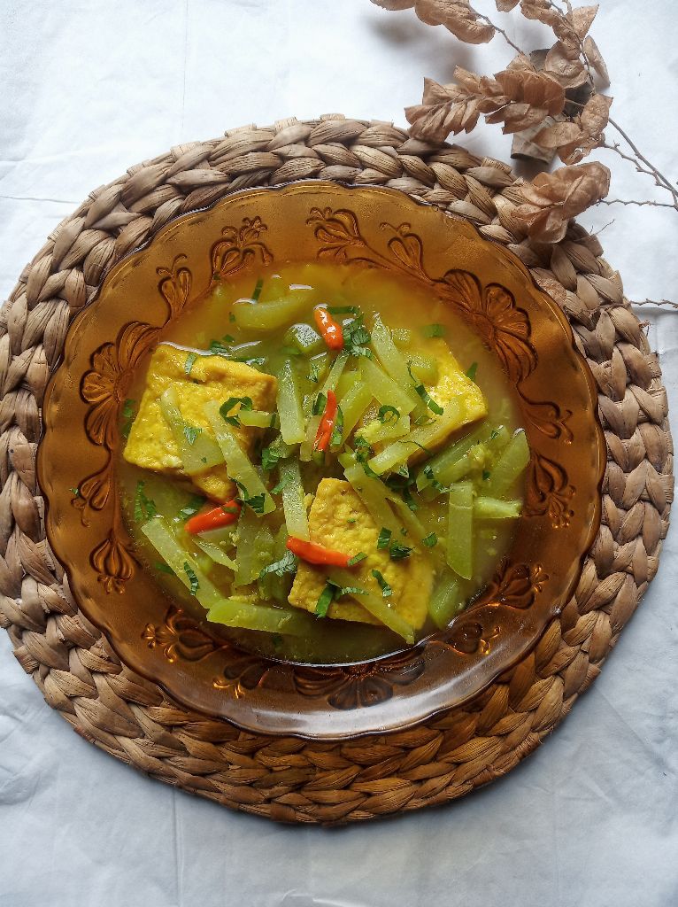 Resep Sayur Tahu Labu Siam Kuah Kuning Sederhana Rumahan di Yummy App