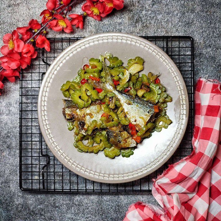 Resep Oseng Pare Ikan Peda Sederhana Rumahan di Yummy App