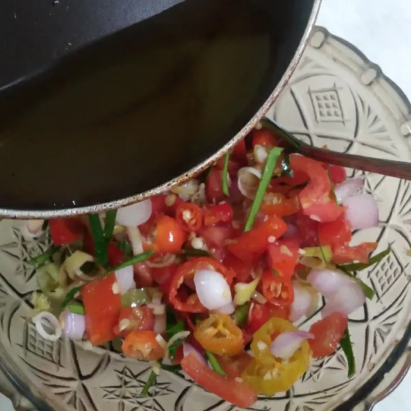 Resep Ikan Nila Sambal Matah Sederhana Rumahan Di Yummy App
