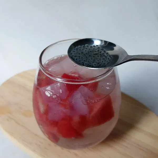 Resep Es Semangka Nata De Coco Sederhana Rumahan Di Yummy App