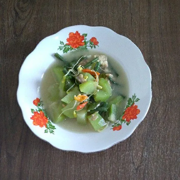 Resep Sayur Lodeh Labu Siam Kecambah Sederhana Rumahan di Yummy App