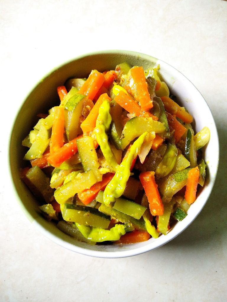 Resep Acar Kuning Wortel Timun Sederhana Rumahan di Yummy App