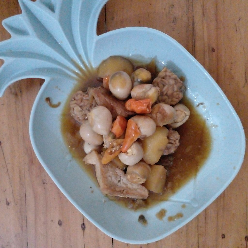 Resep Semur Tahu Tempe Telur Puyuh Sederhana Rumahan Di Yummy App