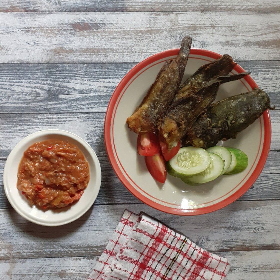 Resep Lele Sambal Cikur Sederhana Rumahan di Yummy App