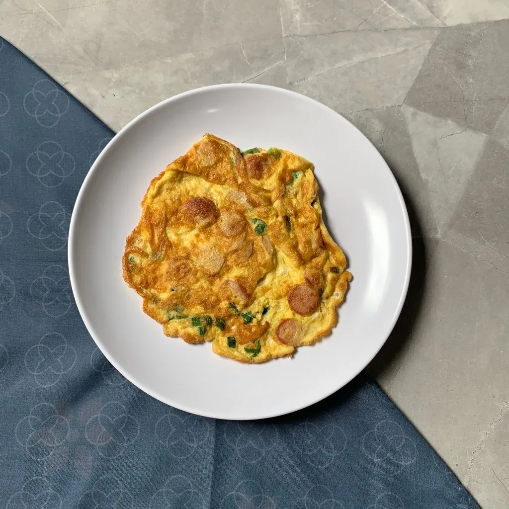 Resep Telur Dadar Sosis Daun Bawang Sederhana Rumahan Di Yummy App