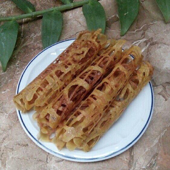 Resep Kue Jala Gula Merah Sederhana Rumahan di Yummy App