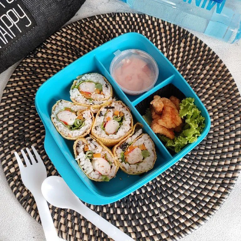 Resep Nasi Gulung Telur Isi Crab Stick Sederhana Rumahan Di Yummy App