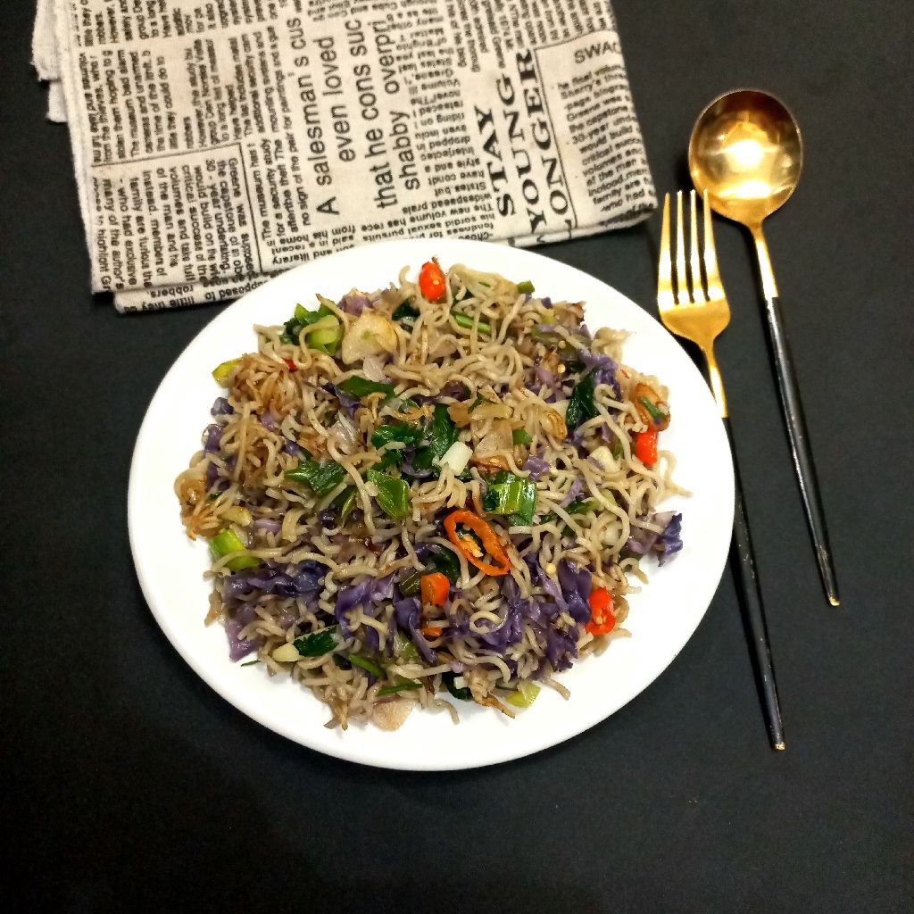 Resep Mie Goreng Kol Ungu Sederhana Rumahan di Yummy App