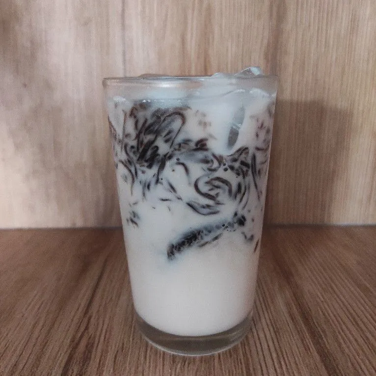 Resep Es Susu Cincau Sederhana Rumahan Di Yummy App