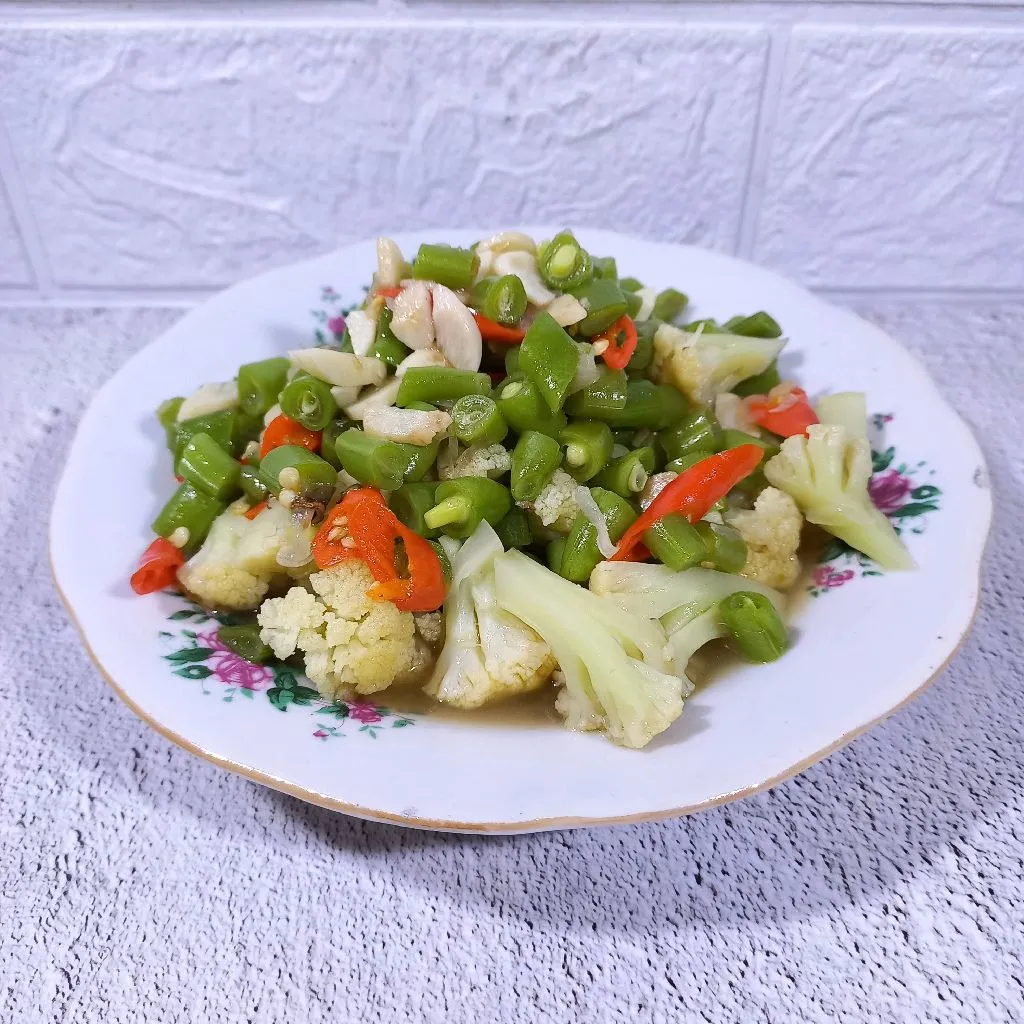 Resep Tumis Kembang Kol dan Buncis Sederhana Rumahan di Yummy App Resep Tumis Kembang Kol dan Buncis Sederhana Rumahan di Yummy App