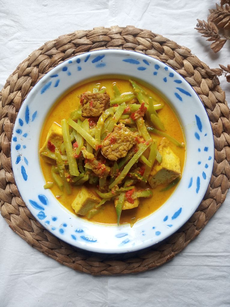 Resep Lodeh Labu Tahu Tempe Sederhana Rumahan di Yummy App