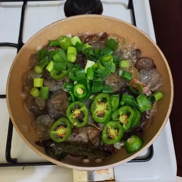 Resep Jamur Kuping Soun Cabe Gendot Sederhana Rumahan di Yummy App Resep Jamur Kuping Soun Cabe Gendot Sederhana Rumahan di Yummy App