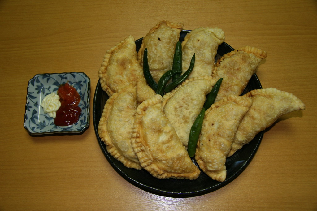 Resep dan Cara Membuat Kulit Pastel Renyah dan Tahan Lama