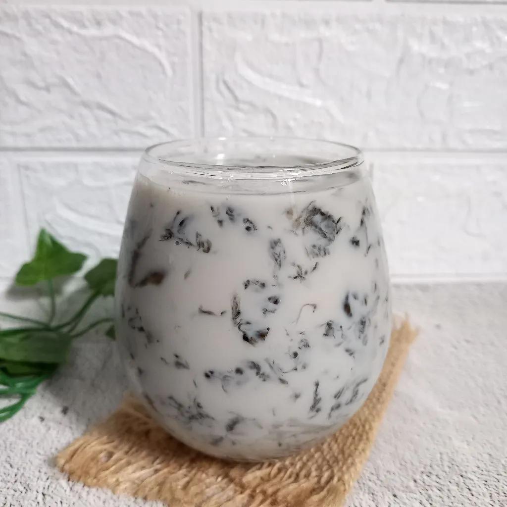 Resep Es Lumut Cincau Creamy Sederhana Rumahan di Yummy App Resep Es Lumut Cincau Creamy Sederhana Rumahan di Yummy App