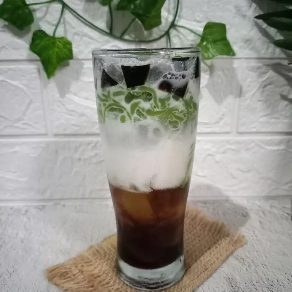 Resep Es Dawet Cincau Hitam Sederhana Rumahan di Yummy App