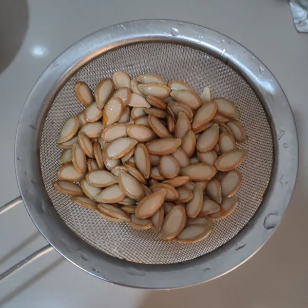 Resep Kuaci Labu Parang Sederhana Rumahan di Yummy App