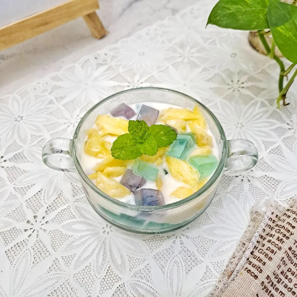 Resep Salad Jelly Nanas Kuah Santan Sederhana Rumahan Di Yummy App