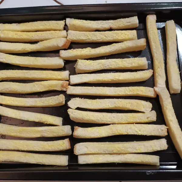Resep Bagelan Stick Roti Tawar Sederhana Rumahan di Yummy App