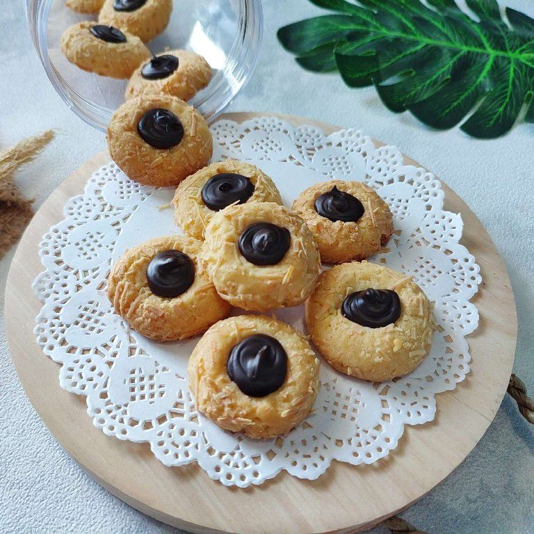 Resep Choco Cheese Thumbprint Cookies Sederhana Rumahan di Yummy App