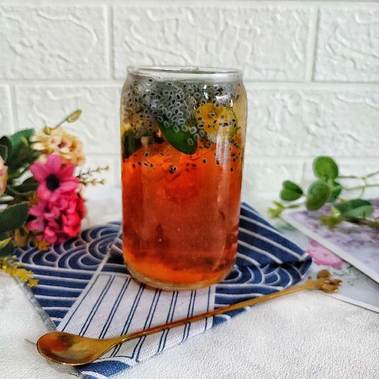 Resep Es Teh Lemon Cui Selasih Sederhana Rumahan Di Yummy App