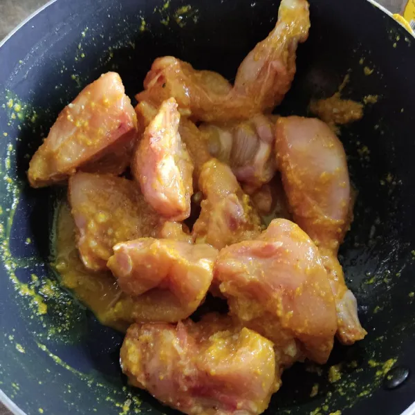 Resep Ayam Goreng Batokok Lado Mudo Sederhana Rumahan di Yummy App