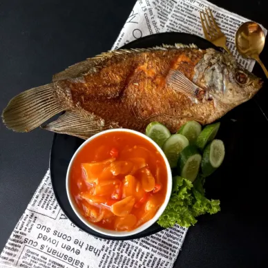 ikan goreng saus asam manis pedas