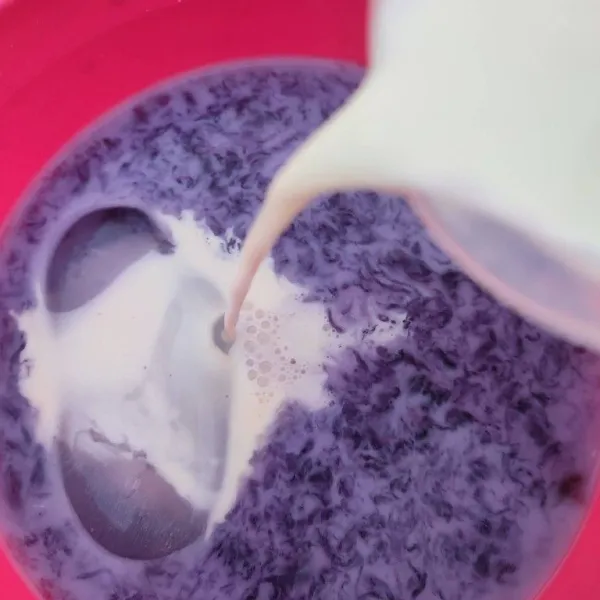 Resep Es Lumut Taro Susu Sederhana Rumahan di Yummy App