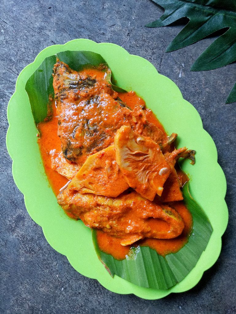 Resep Pangek Ikan Khas Ombilin Sederhana Rumahan di Yummy App