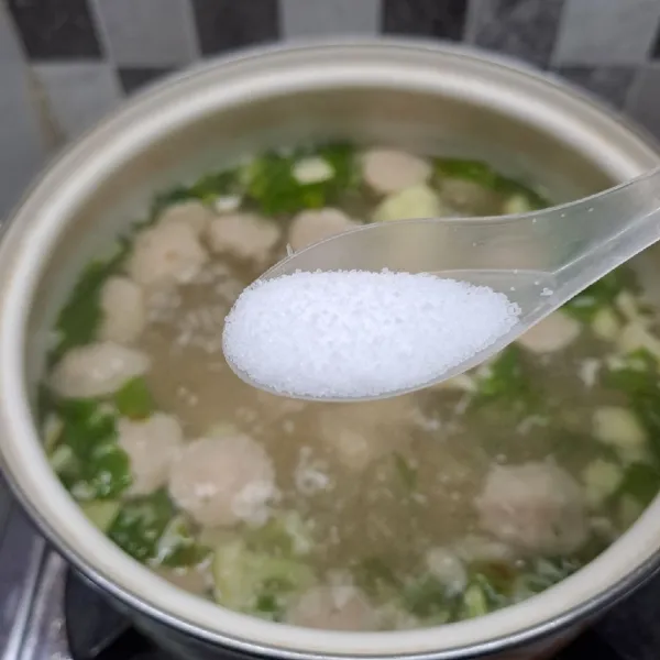 Resep Sop Bakso Caisim Bunga Kol Sederhana Rumahan di Yummy App