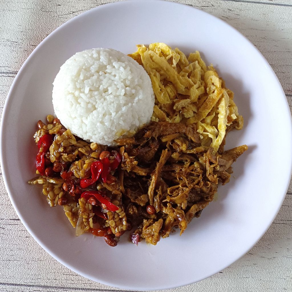 Resep Ayam Suwir Kecap Sederhana Rumahan Di Yummy App