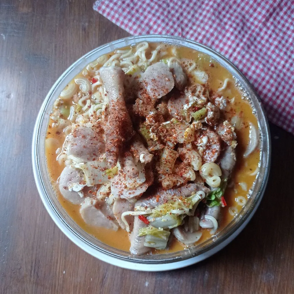 Resep Seblak Mie Bakso Ceker Sederhana Rumahan Di Yummy App