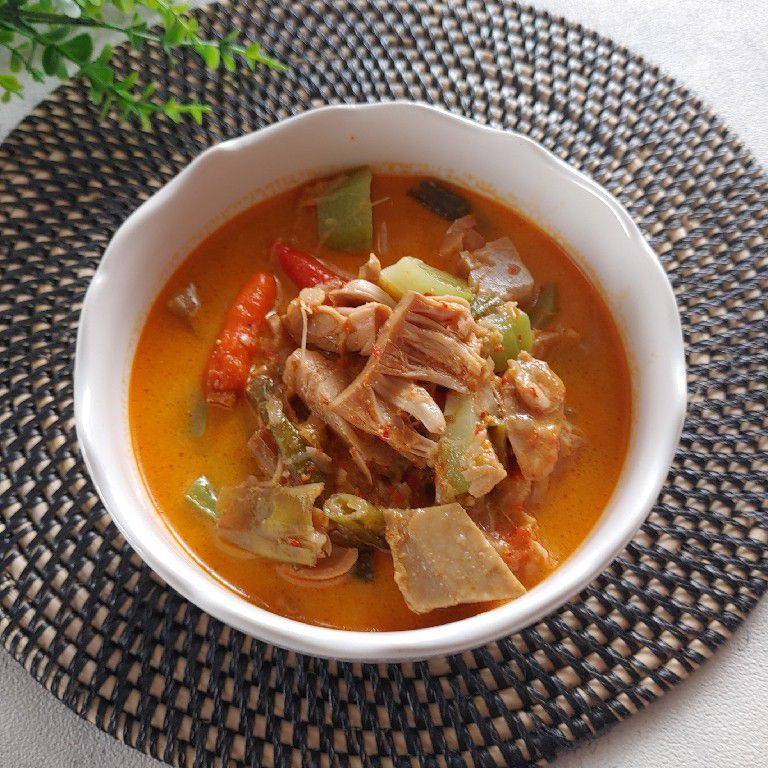 Resep Jangan Pedas Tewel Manisa Kacang Sederhana Rumahan di Yummy App