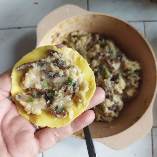 Resep Dimsum Jamur Kuping Sederhana Rumahan di Yummy App