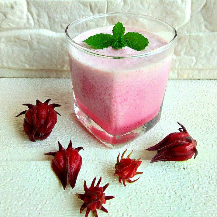 Resep Smoothies Rosella Sederhana Rumahan dari khayyo kitchen