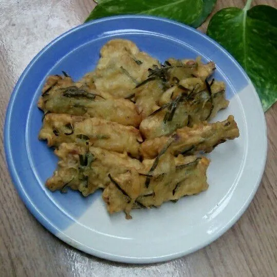 Resep Tempe Tepung Crispy Daun Jeruk Sederhana Rumahan di Yummy App