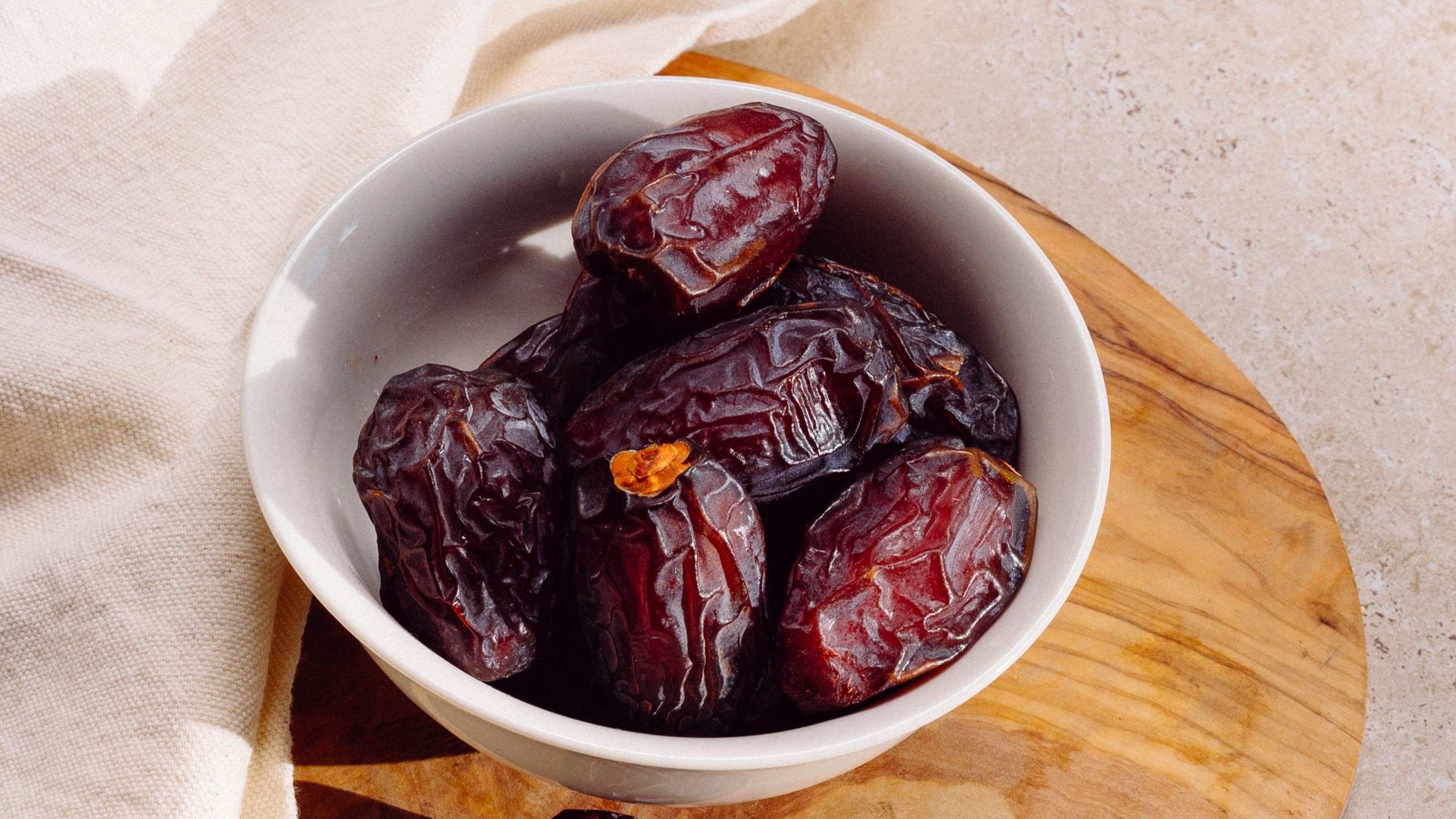 10 Manfaat Kurma untuk Kesehatan Tubuh yang Luar Biasa