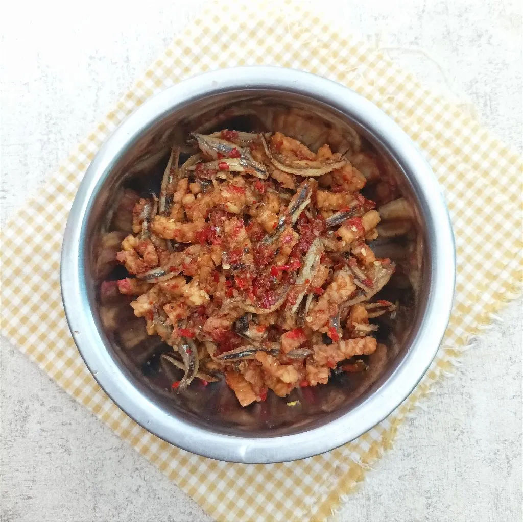 Resep Orek Tempe Teri Pedas Sederhana Rumahan di Yummy App Resep Orek Tempe Teri Pedas Sederhana Rumahan di Yummy App