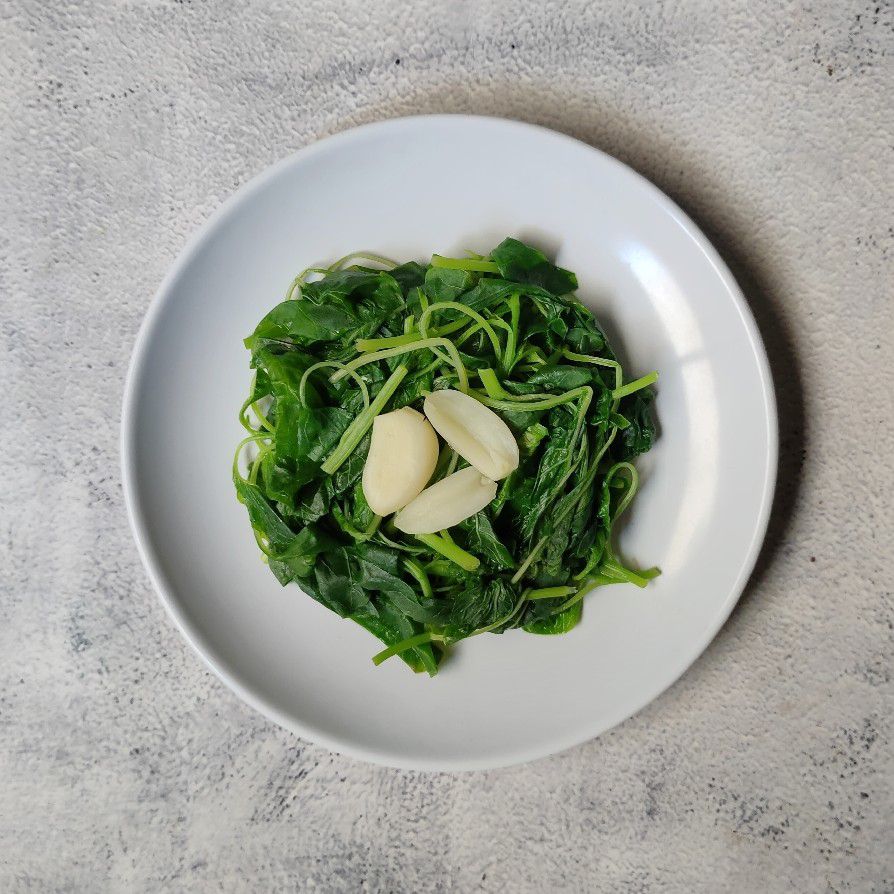 Resep Bayam Rebus Bawang Putih Sederhana Rumahan di Yummy App