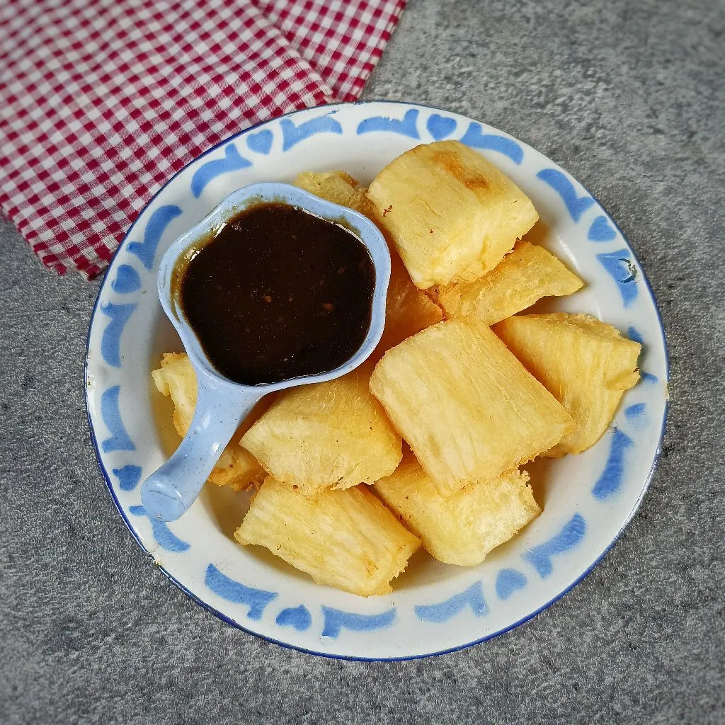 Resep Singkong Goreng Sambal Petis Sederhana Rumahan di Yummy App
