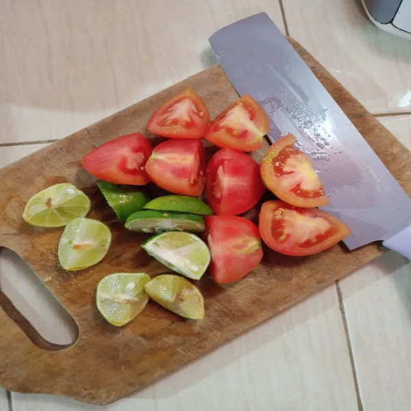 Resep Jus Tomat Jeruk Nipis Sederhana Rumahan Di Yummy App