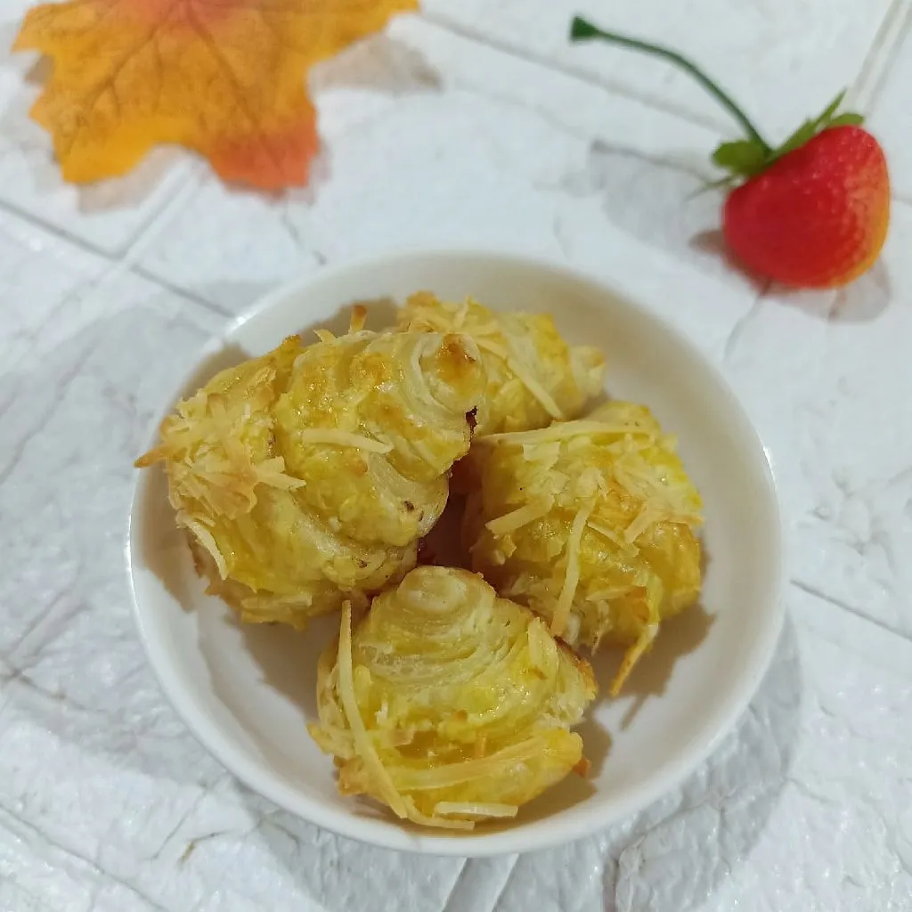 Resep Mini Croissant Puff Pastry Sederhana Rumahan di Yummy App
